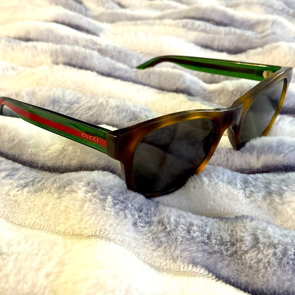 Gucci | Accessories | Gucci Sunglasses Tortoise Green And Red | Poshmark